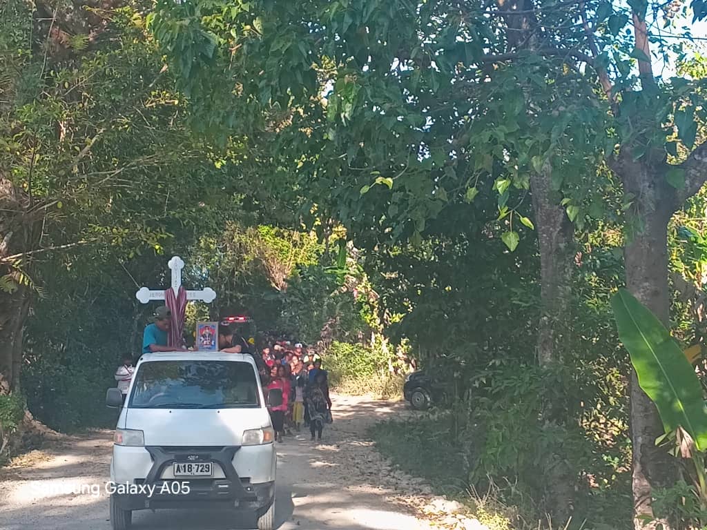 Familia Halot Ona Mate-isin Jeronimo iha Semiteriu Luga-Oli | LIFAU PRESS